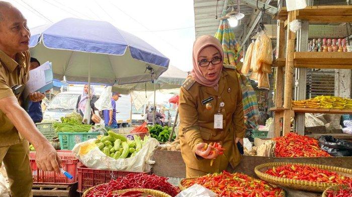 Pastikan Ketersediaan Stok dan Harga Bahan Pokok, Pj Wali Kota Pantau ... Pastikan Ketersediaan Stok dan Harga Bahan Pokok, Pj Wali Kota Pantau ...