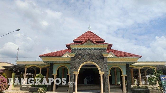 Masjid Jami' Nurul Huda Parit Padang, Bentuk Kubahnya Tak Biasa ...