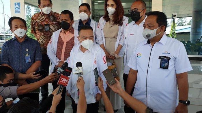 Satgas Lawan Covid 19 Dpr Ri Sidak Kimia Farma Produksi Obat Covid 19