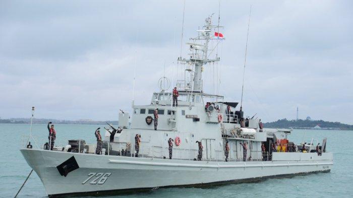 Singgah di Bangka Selatan, Kapal Perang KRI Pulau Rusa 726 Open Ship untuk Masyarakat ...