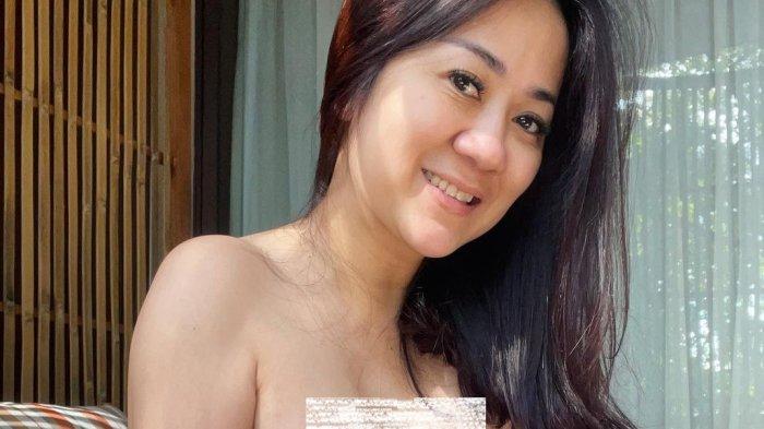 Tante Ernie Berani Tampil Polos Tanpa Makeup Bikin Semua Orang Bisa Lihat, Beningnya Kebangetan ...