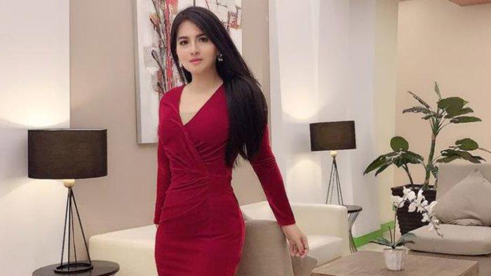 Dianna Dee Pakai Baju Serba Tertutup Pun Tetap Bikin Gagal Fokus, Kok ...