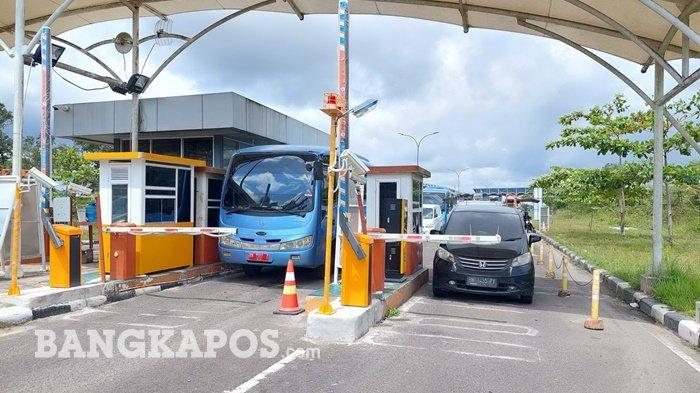 Parkir di Bandara Depati Amir Terapkan Sistem Cashless, Tarifnya Tetap Sama, Begini Kata Mereka ...