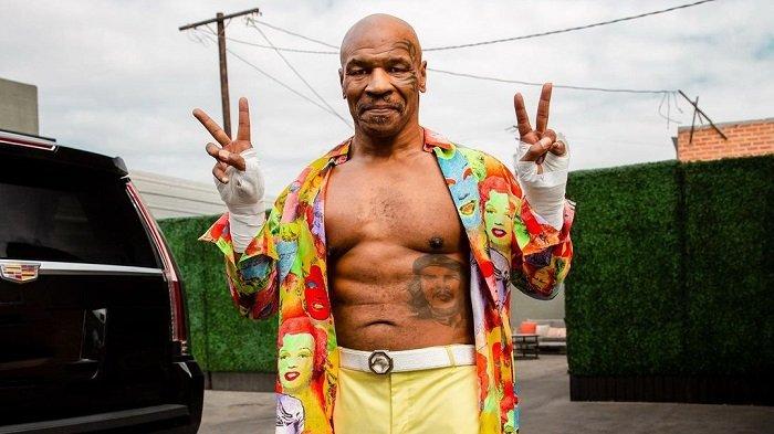 Pria ini Cari Gara-gara dengan Mike Tyson, Akhirnya Rasakan Bogem ...