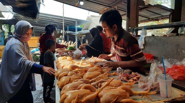 Mendekati Idulfitri 1443 H, Harga Daging Ayam Potong di Pasar Toboali ...