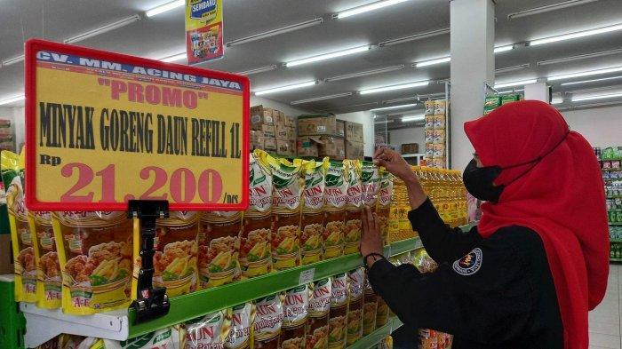 Harga Migor di Ritel Belum Seluruhnya Turun, Emak-emak di Pangkalpinang ...