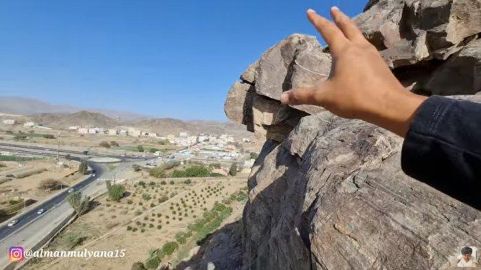 Inilah Batu yang Ditahan oleh Malaikat Agar Tak Menimpa Nabi Muhammad ...