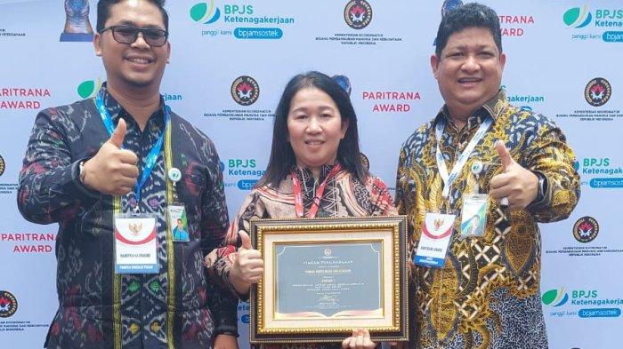 Sebarkan Virus Kebaikan, Toko Roti Bun Delicius Raih Penghargaan UMKM Terbaik Paritrana Award ...