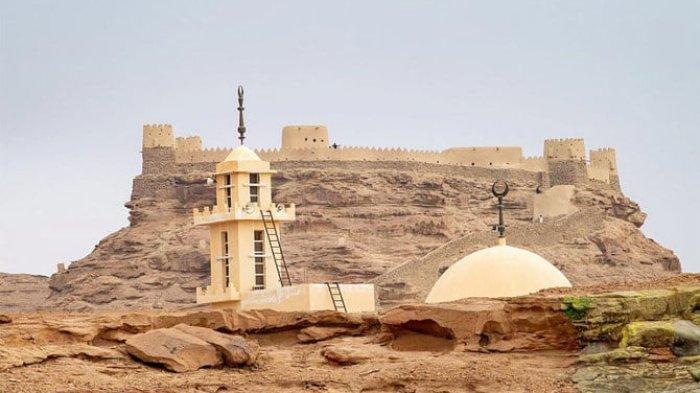 Tempat Bersejarah di Arab Saudi yang Unik Bisa Kamu Kunjungi, Benteng ...