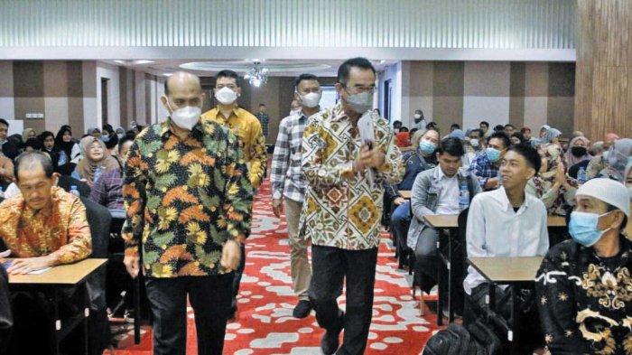 Rudianto Tjen Memotivasi Warga Manfaatkan Teknologi Digital Jadi ...