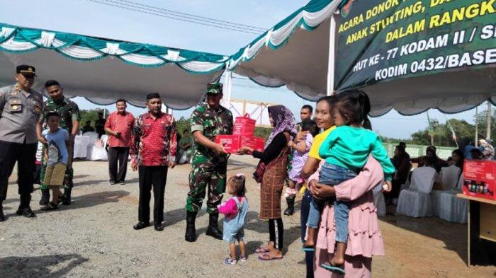 HUT Ke-77 Kodam II Sriwijaya, Kodim 0432 Basel Gelar Baksos, Ada Donor Darah dan Bagi Paket ...