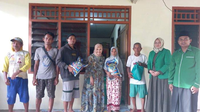 Peringati Harlah Ke-50, DPW PPP Babel Bagikan 100 Paket Sembako serta Gelar Khataman Al-Qur'an ...