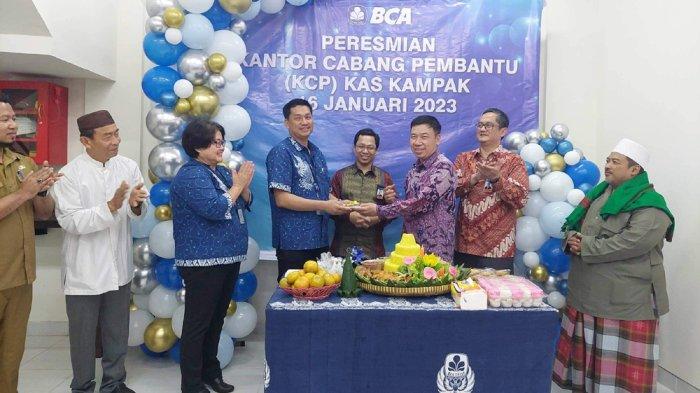 Permudah Nasabah di Kota Pangkalpinang Bertransaksi, BCA Resmikan KCP Kas Kampak - Bangkapos.com
