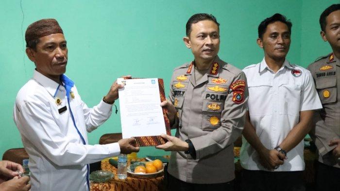 Polresta Pangkalpinang Resmikan Desa Batu Belubang Jadi Kampung Tangguh ... Polresta Pangkalpinang Resmikan Desa Batu Belubang Jadi Kampung Tangguh ...