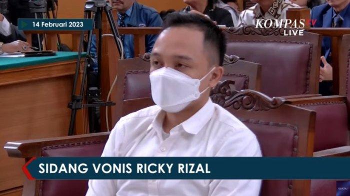 BREAKING NEWS, Ricky Rizal Divonis 13 Tahun Penjara Kasus Brigadir J, Lebih Berat dari Tuntutan ...