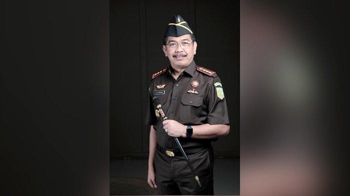Sosok Saiful Bahri Siregar Kajari Pangkapinang, Pernah Ungkap Kasus Korupsi Terbesar di ...
