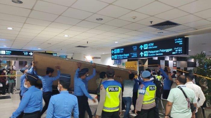 Mayat Wanita di Bandara Kualanamu, Korban Terjebak di Lift, Ditemukan ... Mayat Wanita di Bandara Kualanamu, Korban Terjebak di Lift, Ditemukan ...