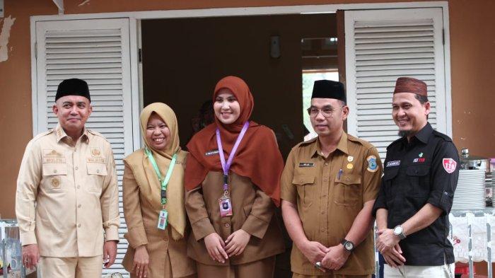 Lepas Dua Nakes Ditugaskan Melayani Jemaah Haji, Begini Pesan Wali Kota Pangkalpinang ...