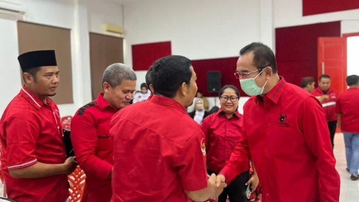 Pesan Politik Rudianto Tjen Ciptakan Iklim Keteduhan 2024 - Bangkapos.com