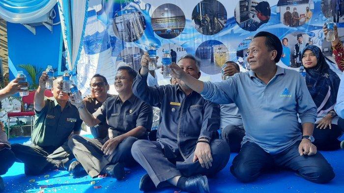 Bupati Bangka Barat Launching Produk AMDK yang Diproduksi Perumdam ...