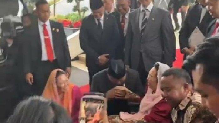Mau Ketemu, Prabowo Sungkem dan Cium Tangan Sinta Nuriyah Istri Presiden ke-4 RI, Gus Dur ...