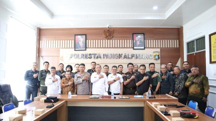 12 Serdik Sespimen Polri Kuliah Kerja Profesi di Polresta Pangkalpinang ...