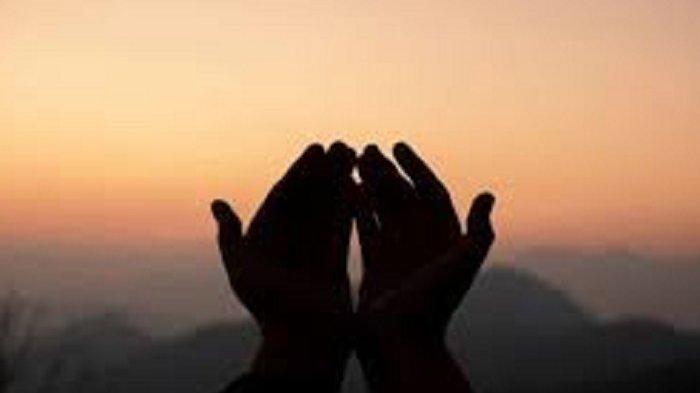 Bacaan Allahumma Inni As Aluka Nafsan Bika Muthma Innah, Lengkap ...