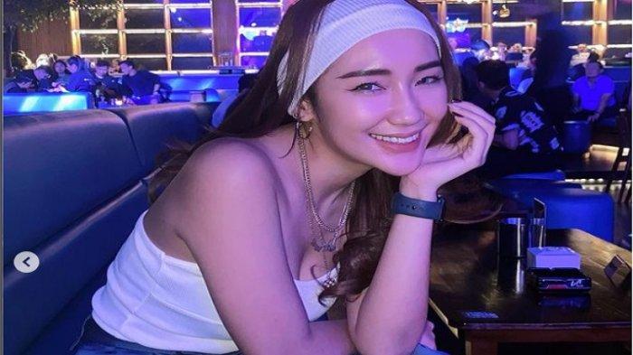 Sosok Sinta Mispan, DJ di Pesta Dugem Kampus Poltekpar Palembang ...