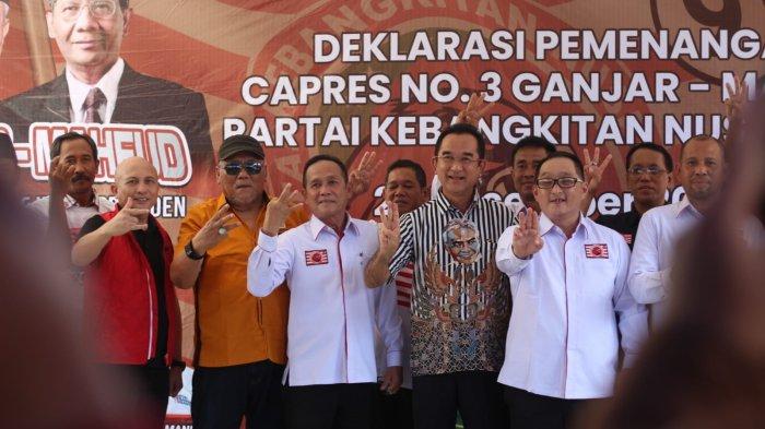Semangat Rudianto Tjen Kala Dukungan Ganjar-Mahfud Terus Mengalir - Bangkapos.com