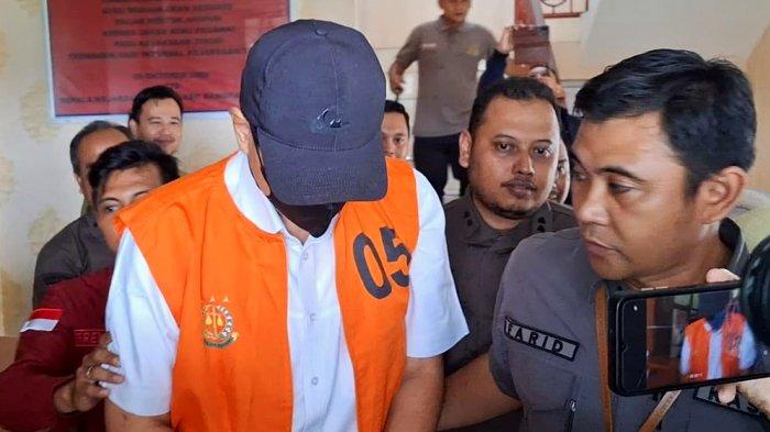 Alwin dan Ichwan Ditahan Terpisah, Tersangka Dugaan Korupsi CSD dan Washing Plant - Bangkapos.com