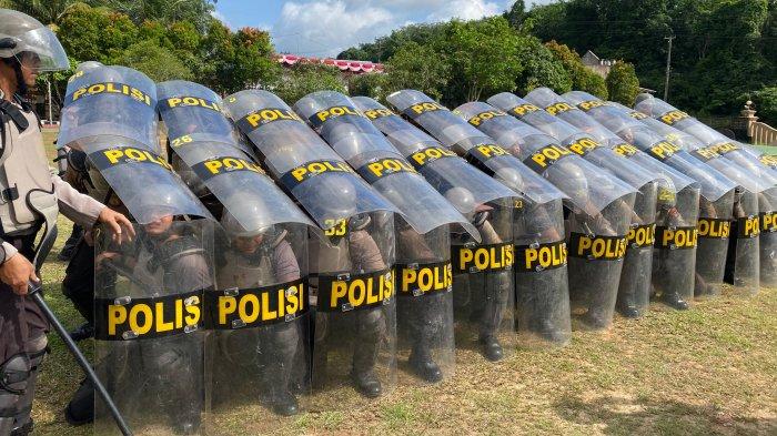 H-22 Jelang Pemilu 2024, Polres Bangka Selatan Masifkan Latihan Dalmas - Bangkapos.com
