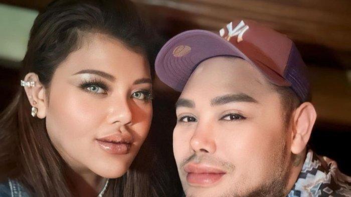 Sosok Shindy Samuel, Wanita yang Mirip Ivan Gunawan, Eks Bidan ...