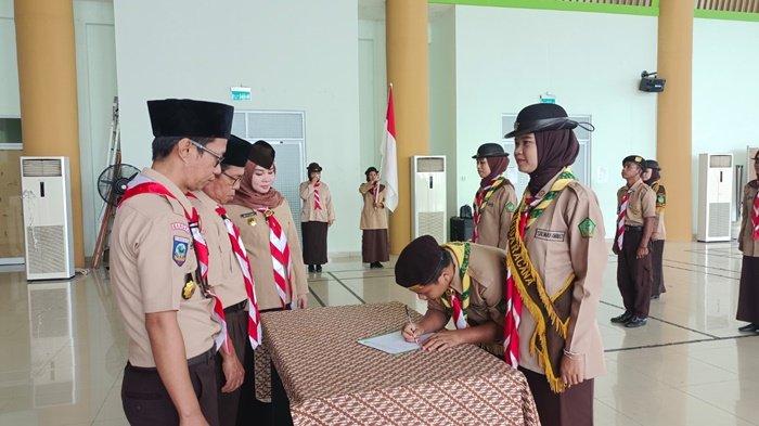 Racana Pramuka IAIN SAS Bangka Belitung Masa Bakti 2024 Resmi Dilantik Wakil Rektor III ...