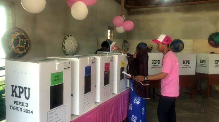 Pakai Dana Pribadi Rp1 Juta, TPS 04 Desa Rias Bangka Selatan Dihias ...