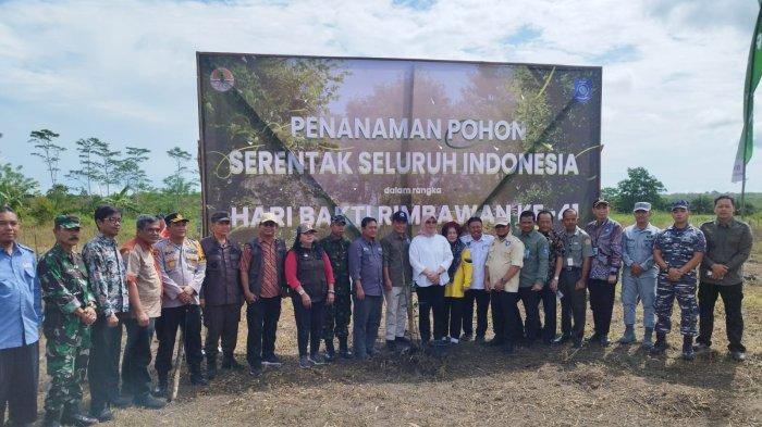 Momentum Hari Rimbawan Ke-41, Pemkab Bangka Tengah Dukung Penanaman ...