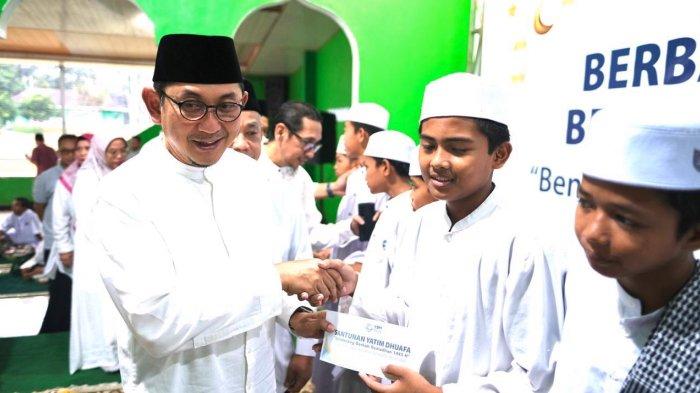 Program Benderang Berkah Ramadan, PLN Salurkan Santunan Anak Yatim, Dhuafa, dan Warga Kurang ...