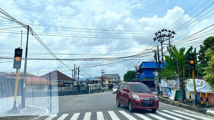 Sudah Dua Pekan Lampu Merah Simpang Empat dr. Ase Mati, Kadishub ...