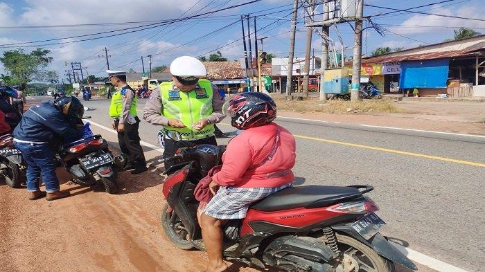Puluhan Pengendara Roda Dua dan Empat Terjaring OPM 2024 di Hari Ke-4 di Simpang Jurung Bangka ...