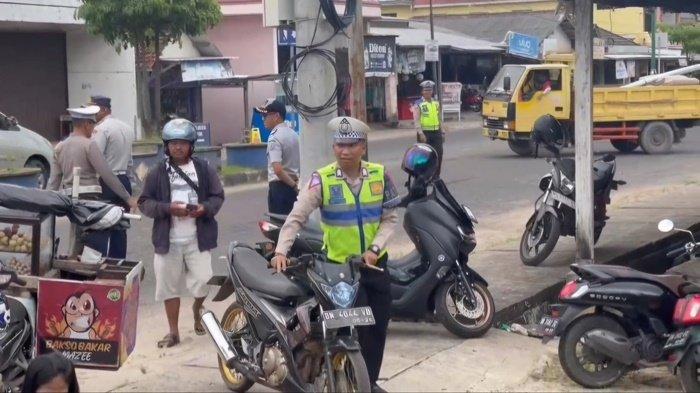 Puluhan Pengendara Kendaraan Bermotor Terjaring Razia Gabungan di Bangka Selatan - Bangkapos.com