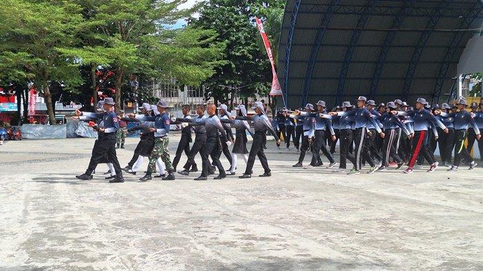 36 Pasukan Pengibar Bendera Kota Pangkalpinang Digembleng Berbagai ...