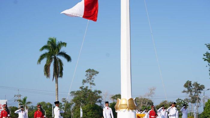 Pj Gubernur Babel Safrizal Apresiasi Penurunan Bendera Merah Putih Berlangsung Lancar dan ...