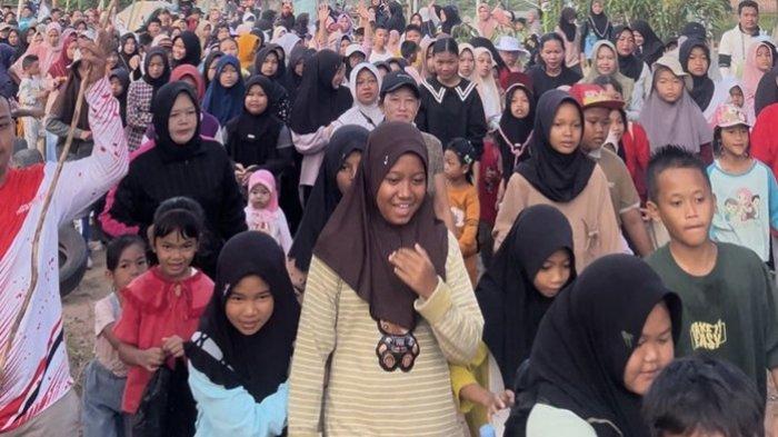 Meriahkan HUT Ke-79 RI, Masyarakat Desa Nibung Ikut Jalan Sehat dan ...