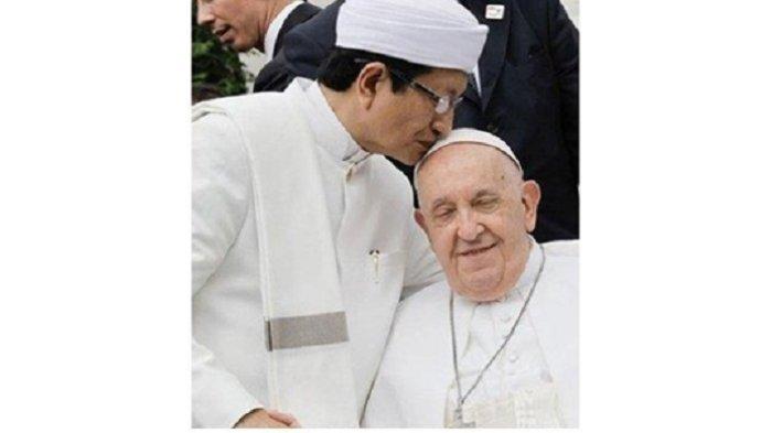 Sosok Nasaruddin Umar, Imam Besar Masjid Istiqlal yang Cium Kepala Paus ...