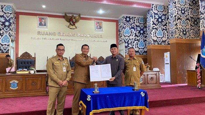 DPRD Kota Pangkalpinang Setujui Raperda Perubahan APBD 2024 dalam Rapat Paripurna - Bangkapos.com