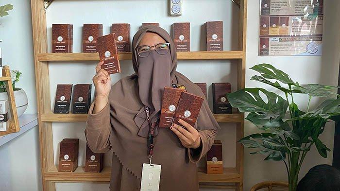 Sosok Merinda Harris Bangun Coklat Candu Production House, Cinta ...