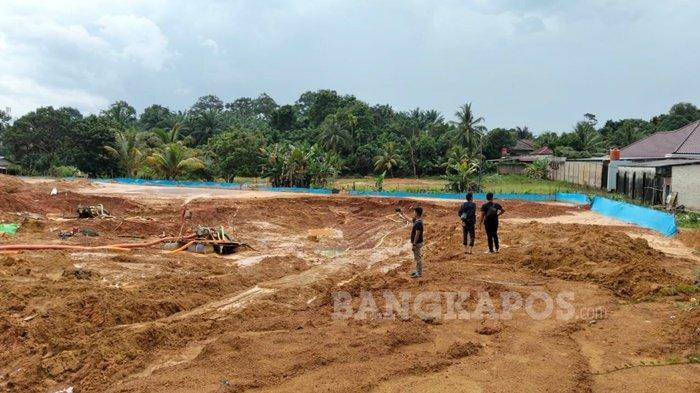 Polres Basel Cek Tambang Timah Ilegal di Pemukiman Warga Toboali, Temukan Mesin dan Ekskavator ...