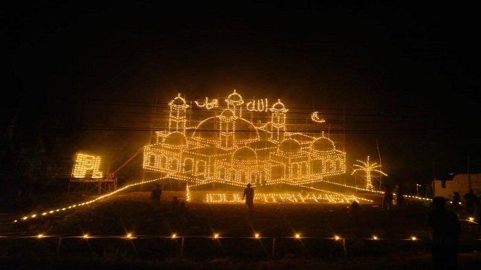 PT Timah Dukung Pelestarian Tradisi Lampu Colok dan Budaya Lokal di ...