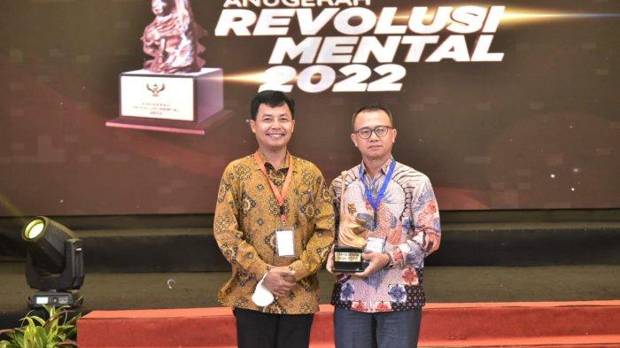 Pemkab Bangka Terima Anugerah Revolusi Mental 2022 Terbaik di Indonesia - Bangkapos.com