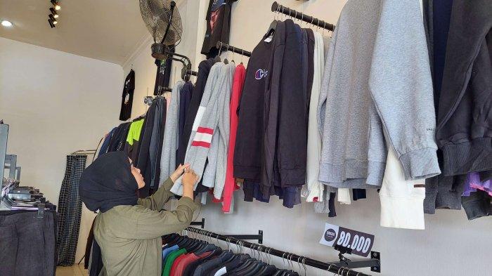 Biaya Buka Usaha Thrift Shop Atau Thrifting Terbaru di Bulan April 2024 ...