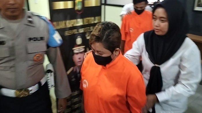 Sosok Oma AT, Bos Prostitusi Kos 28 yang Dibongkar Siswi SMA, Para Korban Cuma Diberi Rp50 Ribu ...